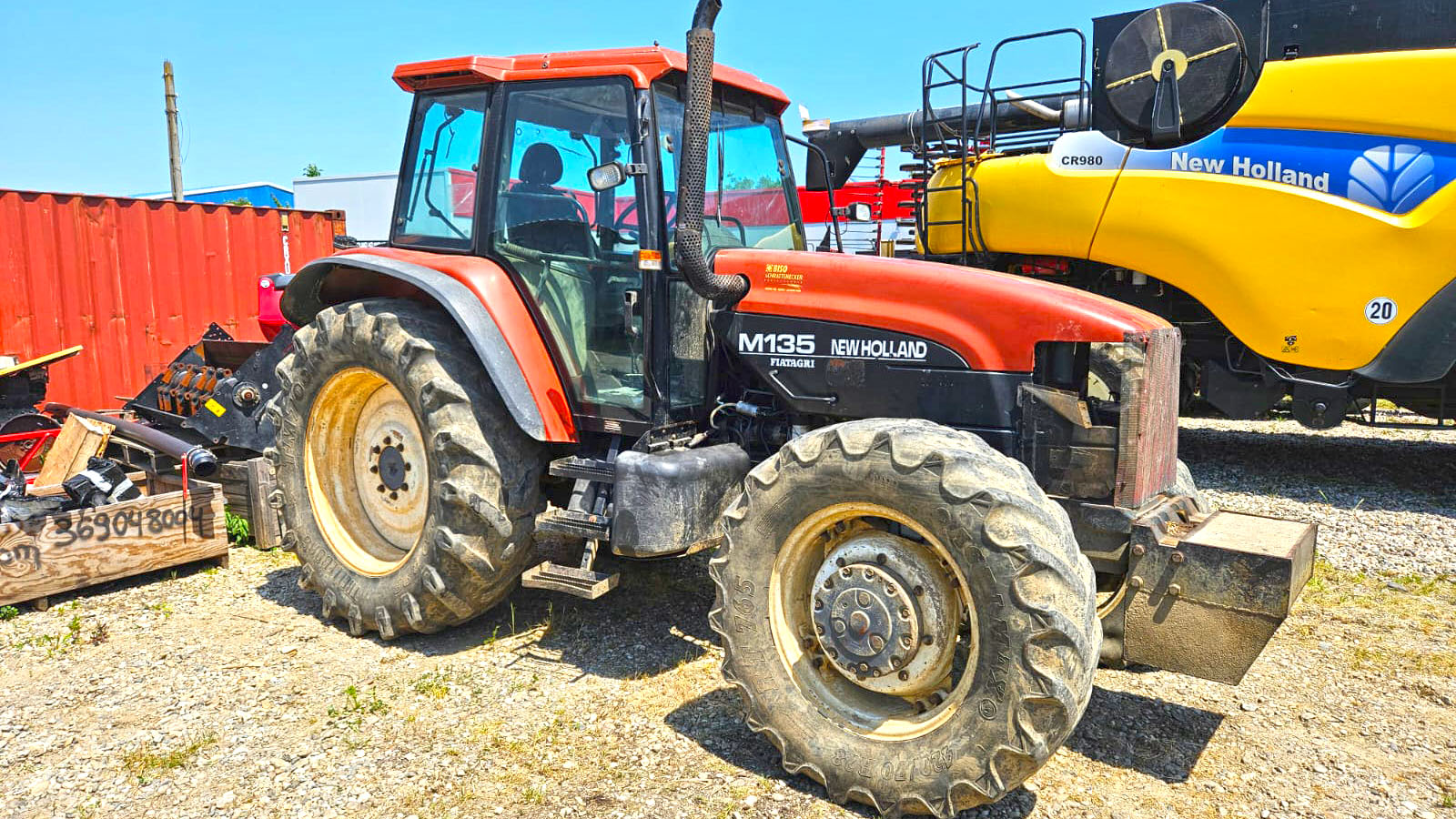 New Holland M135 - AgroConcept